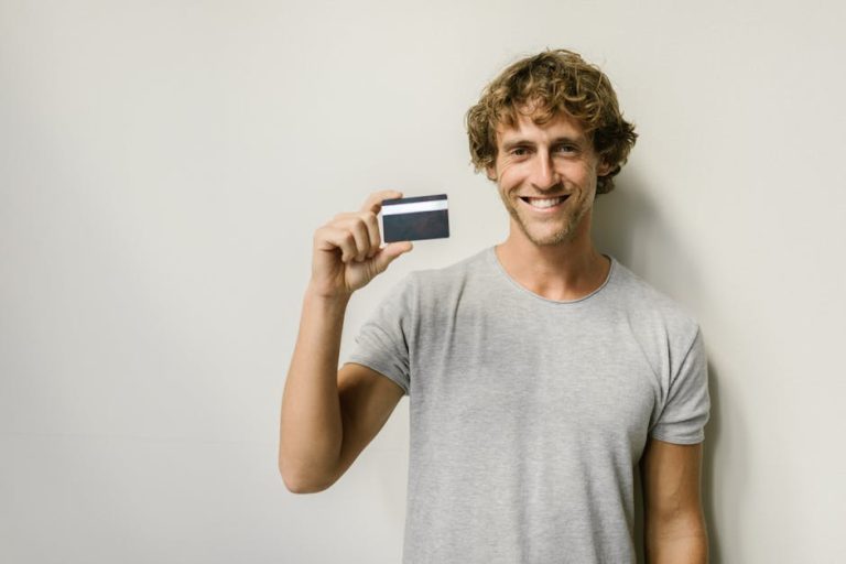 Best UK Credit Card Comparison 2024: Top Rewards and 0% Offers ...